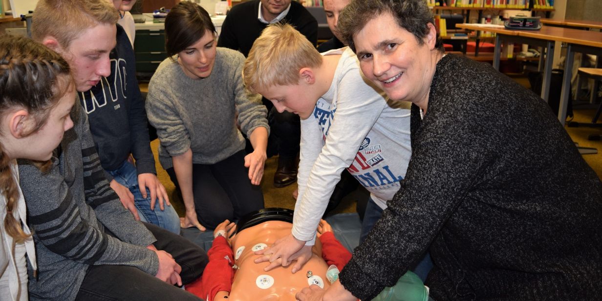 Asklepios Klinik im Städtedreieck organisierte Reanimationstraining am ...