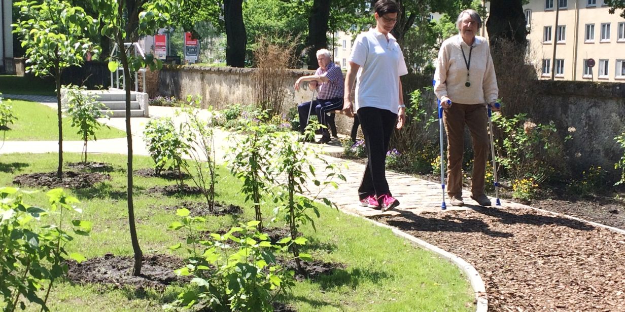 Asklepios Klinik Nord eröffnet neuen Therapiegarten am Standort Heidberg